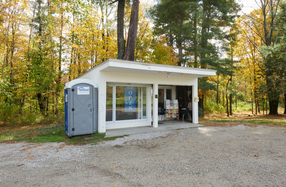 A Bauhaus Bathroom – A Bauhaus Bathroom